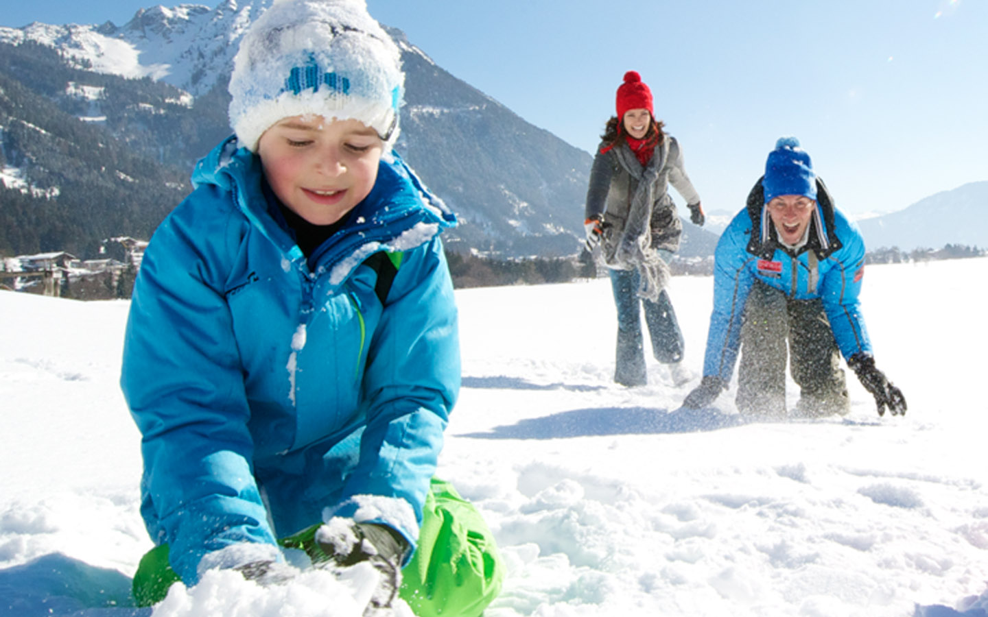 Oferta per pushime verore, dimerore, sporte & evente